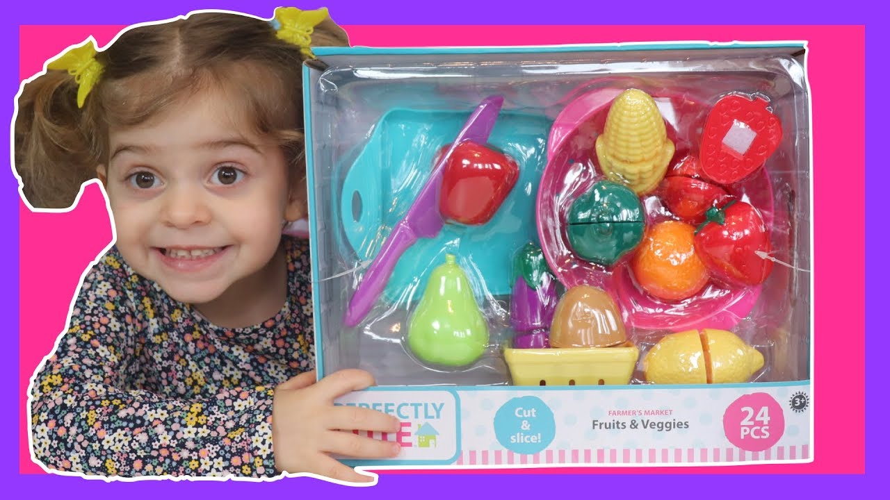 Learn Fruits and Vegetable Names with toy velcro cutting fruits and ...