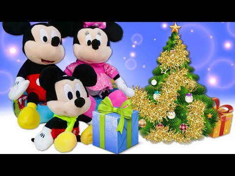 L'albero di Natale a casa di Topolino. Giochi per i bambini piccoli. Video con Topolino giocattolo