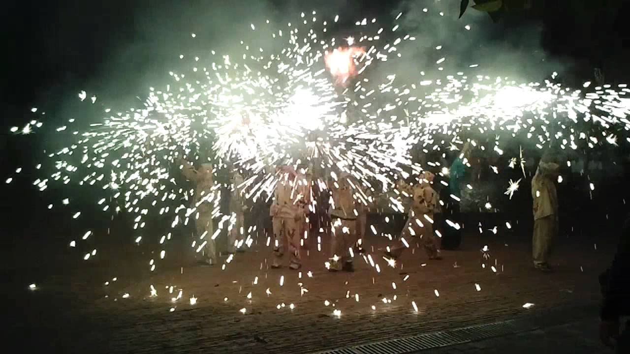 Barcelona Diablo Fireworks - YouTube