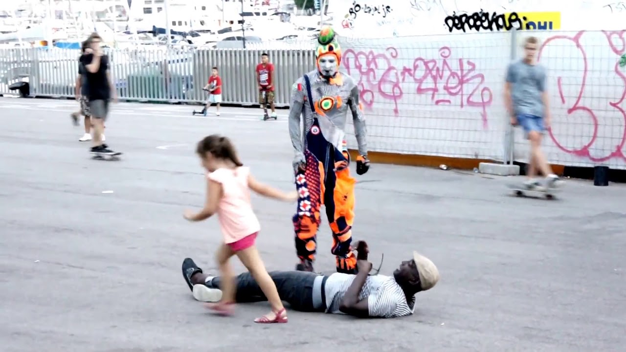 Karcocha in Barcelona - clown humorous international clown - part 2 ...