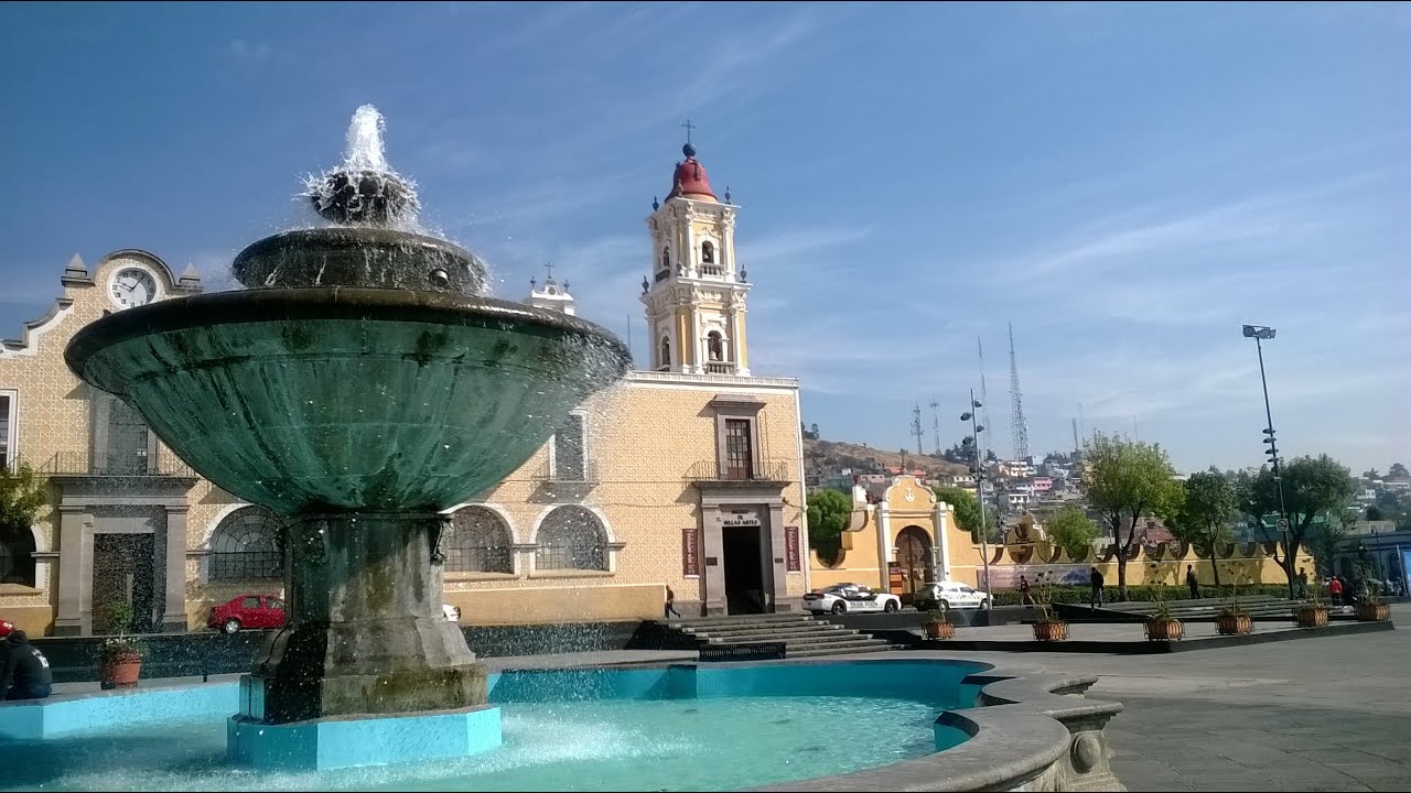 Toluca, Centro Histórico - Plaza Ángel María Garibay - YouTube