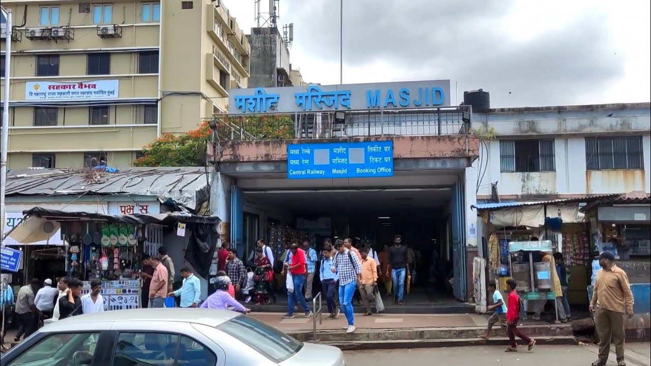 Tour Of Wholesale Masjid Market - YouTube