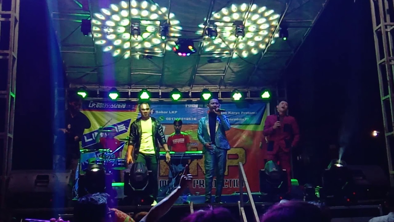 Budaya dan kehancura. (Akil,zahdan dan awan) trio dangdut akademi - YouTube