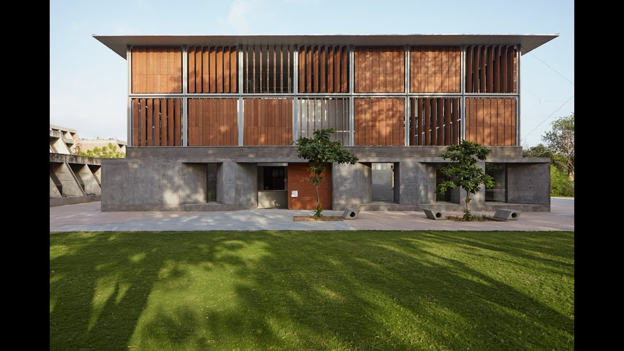 Inauguration of the new Lilavati Lalbhai Library - YouTube