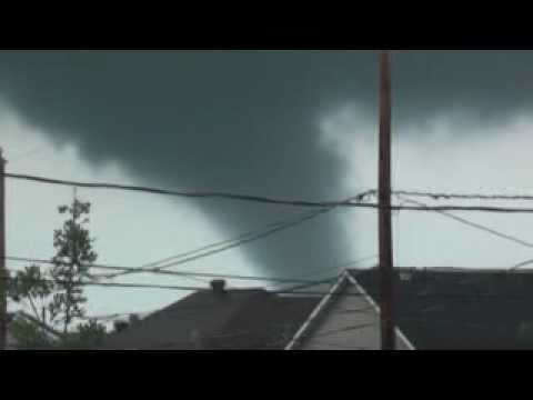 tornade a mirabel - YouTube