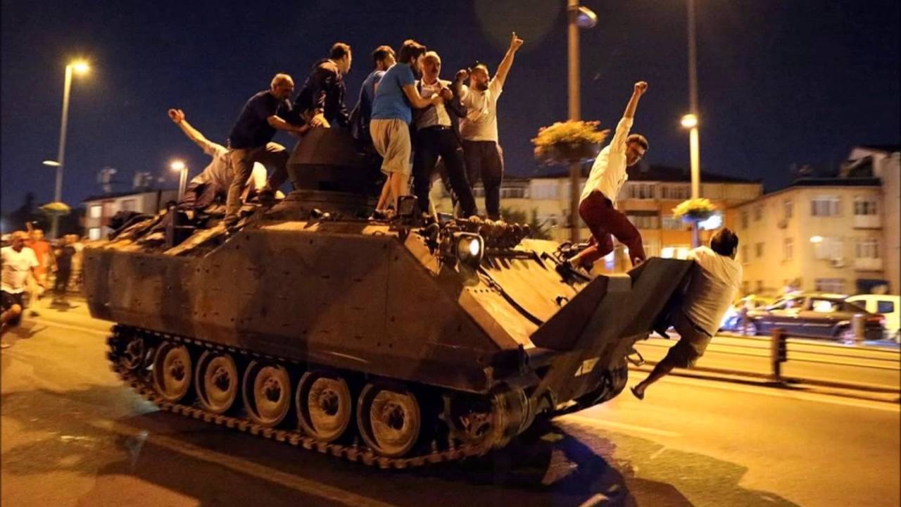 15 TEMMUZ 2016 DARBE GİRİŞİMİ - YouTube