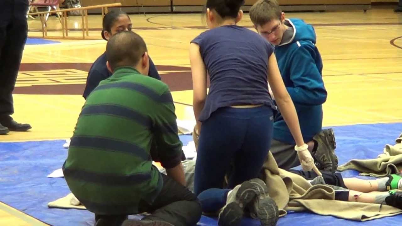 First Aid Competition 2013 Bicknell - YouTube