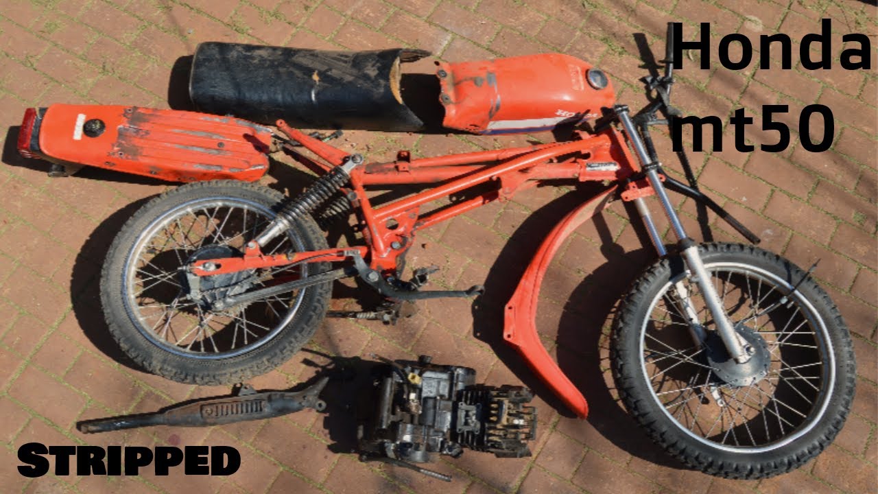Striping Honda mt 50 for a Cafe Racer! - YouTube
