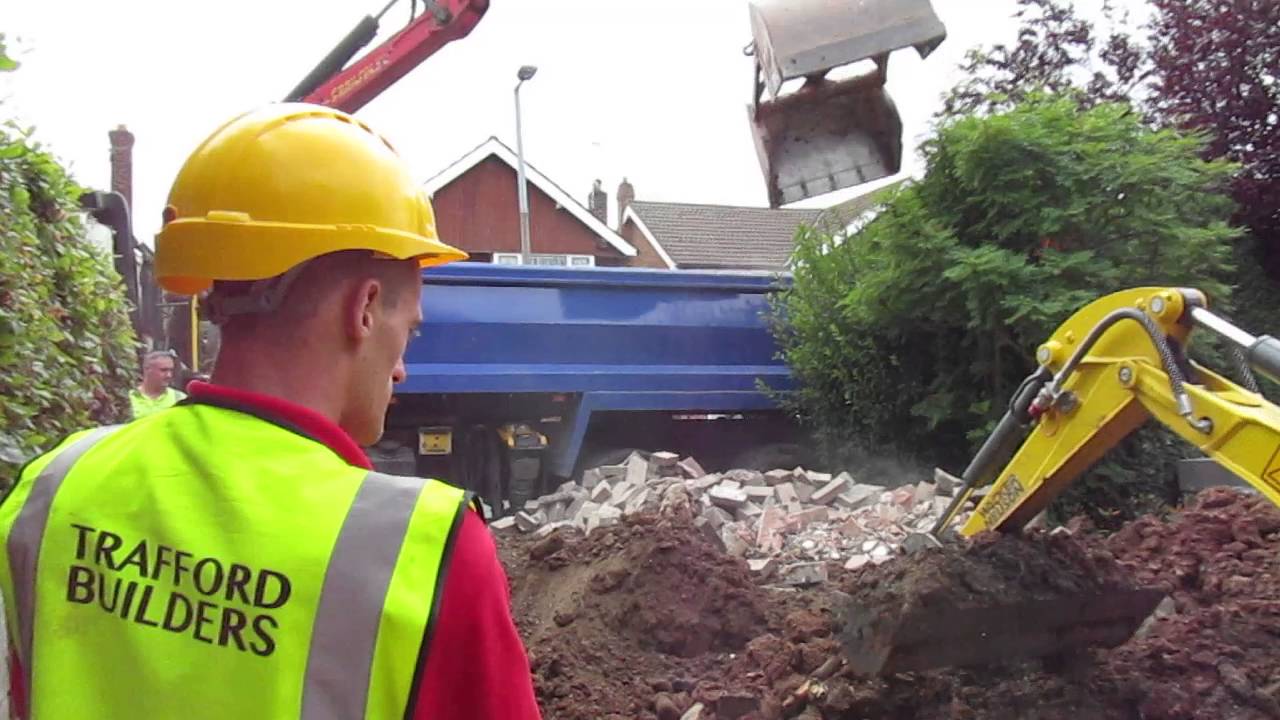 Grabber removing 10 Tons of Soil and Clay - YouTube