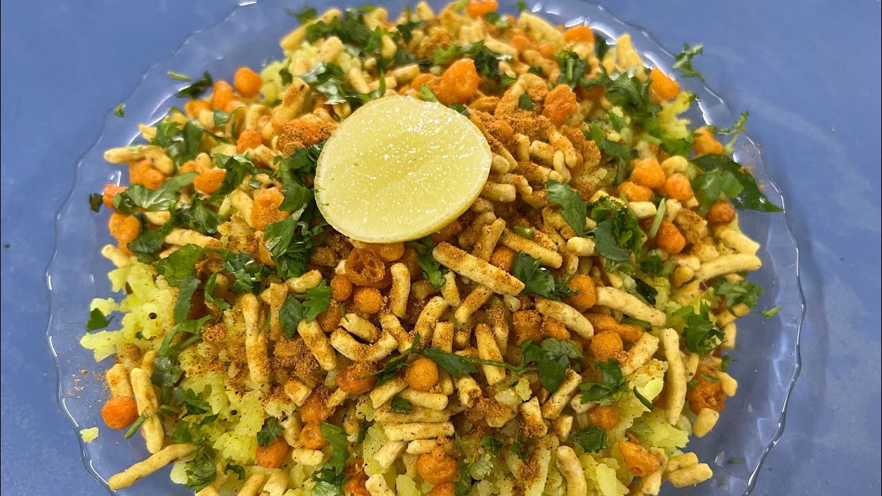 Poha recipe / Indori poha / पोहा बनाने का आसान तरीक़ा / - YouTube