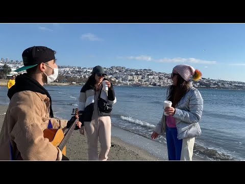 Sahilde En Sevdiğiniz Şarkı İle Bir Gün Geçirmek