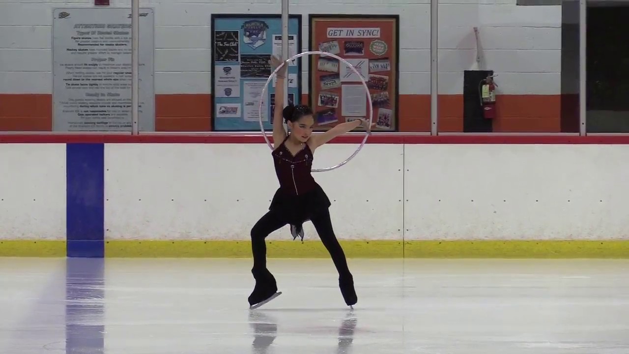 Anabel Wallace_ISI World Championship_Rhythmic Hoop on Ice_2017 - YouTube