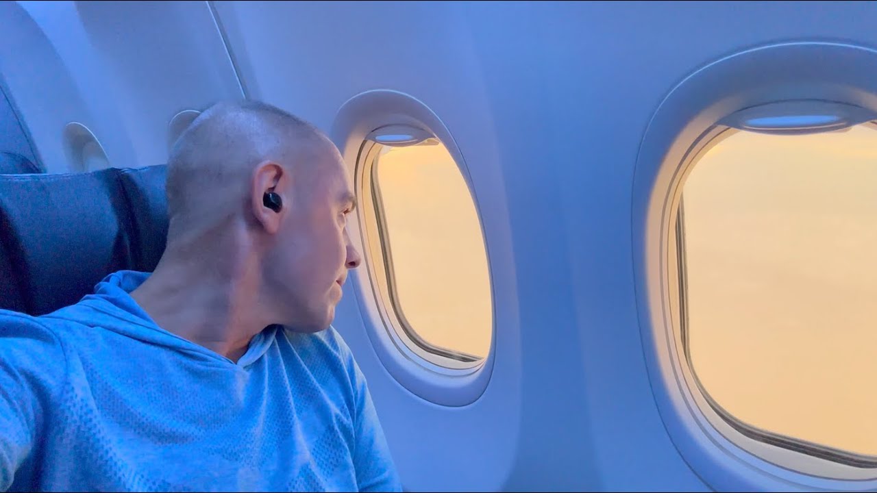 Copa Airlines Business Class | Paramaribo - Panama on B737-800 - YouTube