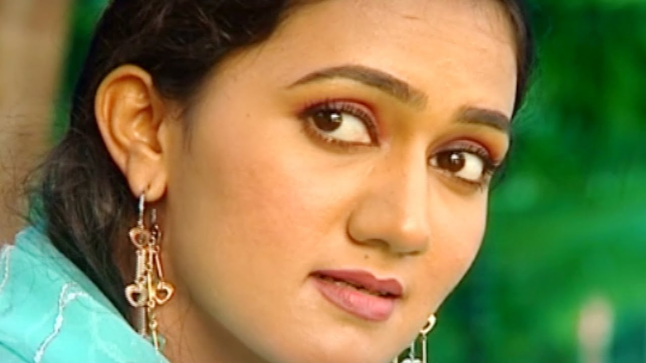 Kadathu Thonikkarananu | കടത്തുതോണിക്കാരൻ | Malayalam Romantic Album ...