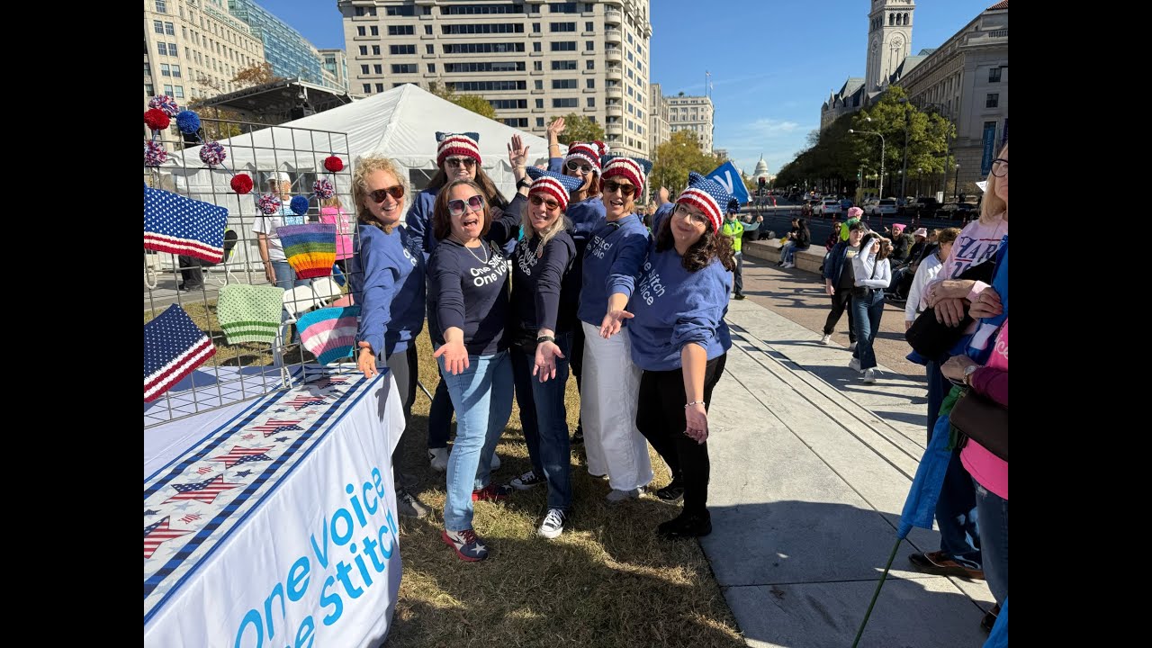 Behind the Scenes: Prepping for the Women’s March - YouTube