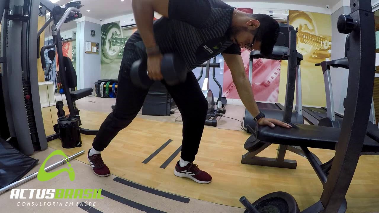 Remada Fechada Em Três Apoios Com Halter - YouTube