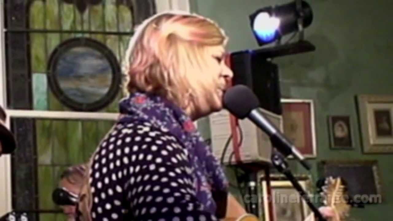 Caroline Ferrante & the Whole Magilla - Annabelle - YouTube