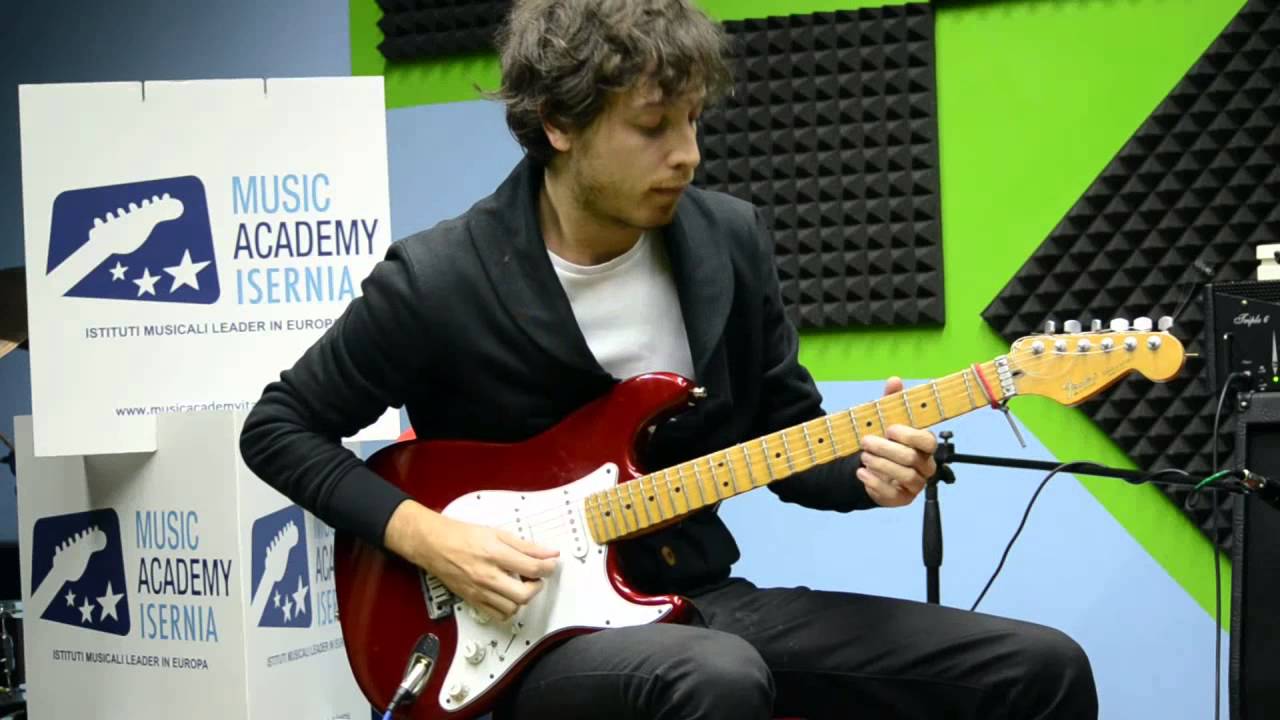 Daniele Gottardo jamming on Sunny (Shred/Fusion Guitar Lesson) - YouTube