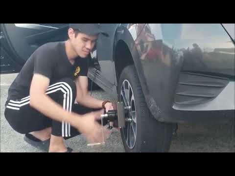 MULTI SPINDLE NUT RUNNER - YouTube