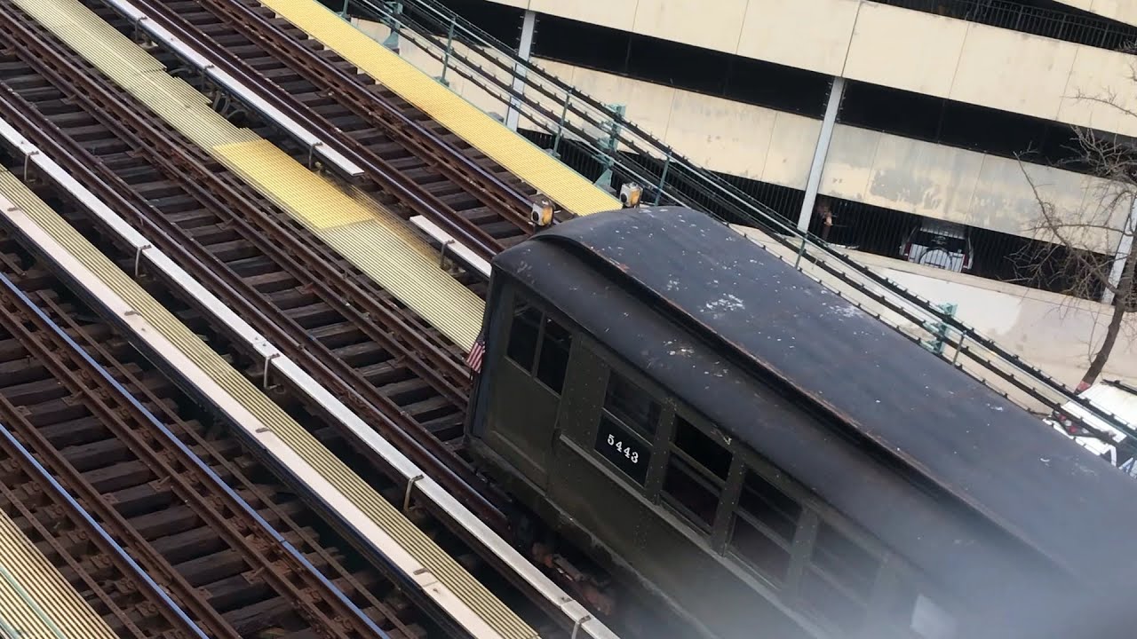Rare! NYC Subway 1917 Lo-V Cars Come Out For Yankee Opening Day! - YouTube