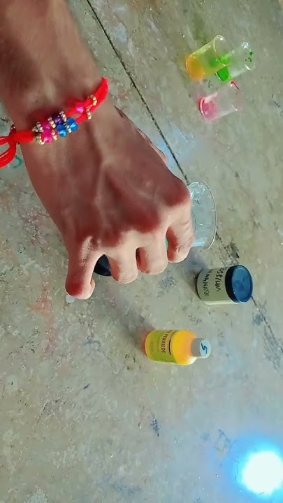 Hydrogen peroxide (H2O2) with potassium permanent (KMnO4) science experiment - YouTube