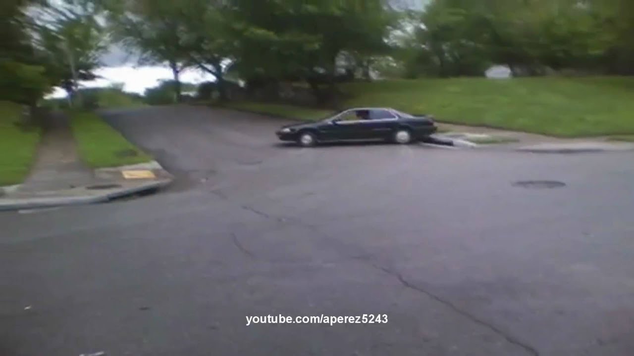 Honda Drifting, then hits curb - YouTube