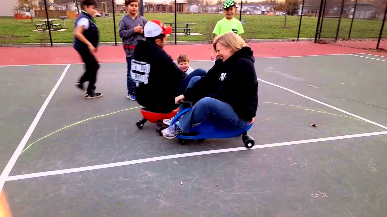 Sumo Plasma Car Wrestling - YouTube