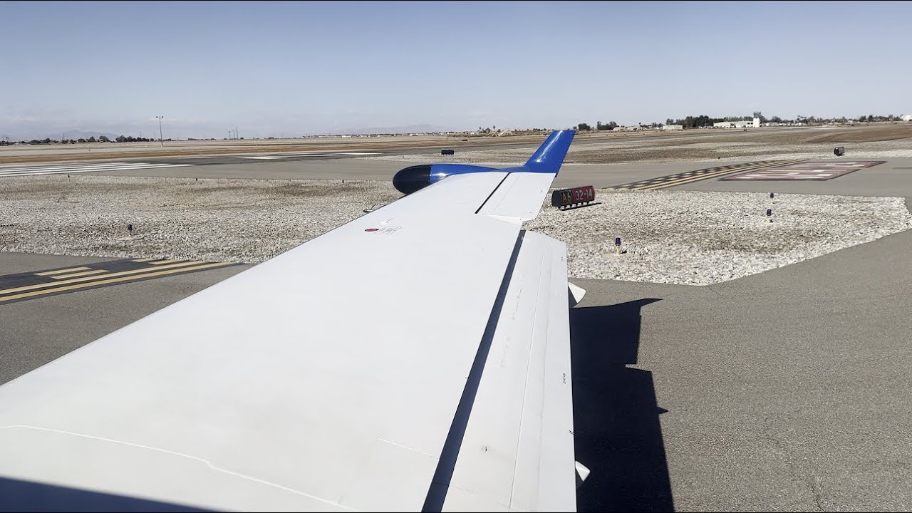 Southern Airways Express Pilatus PC-12 [N494SA] start up and takeoff ...