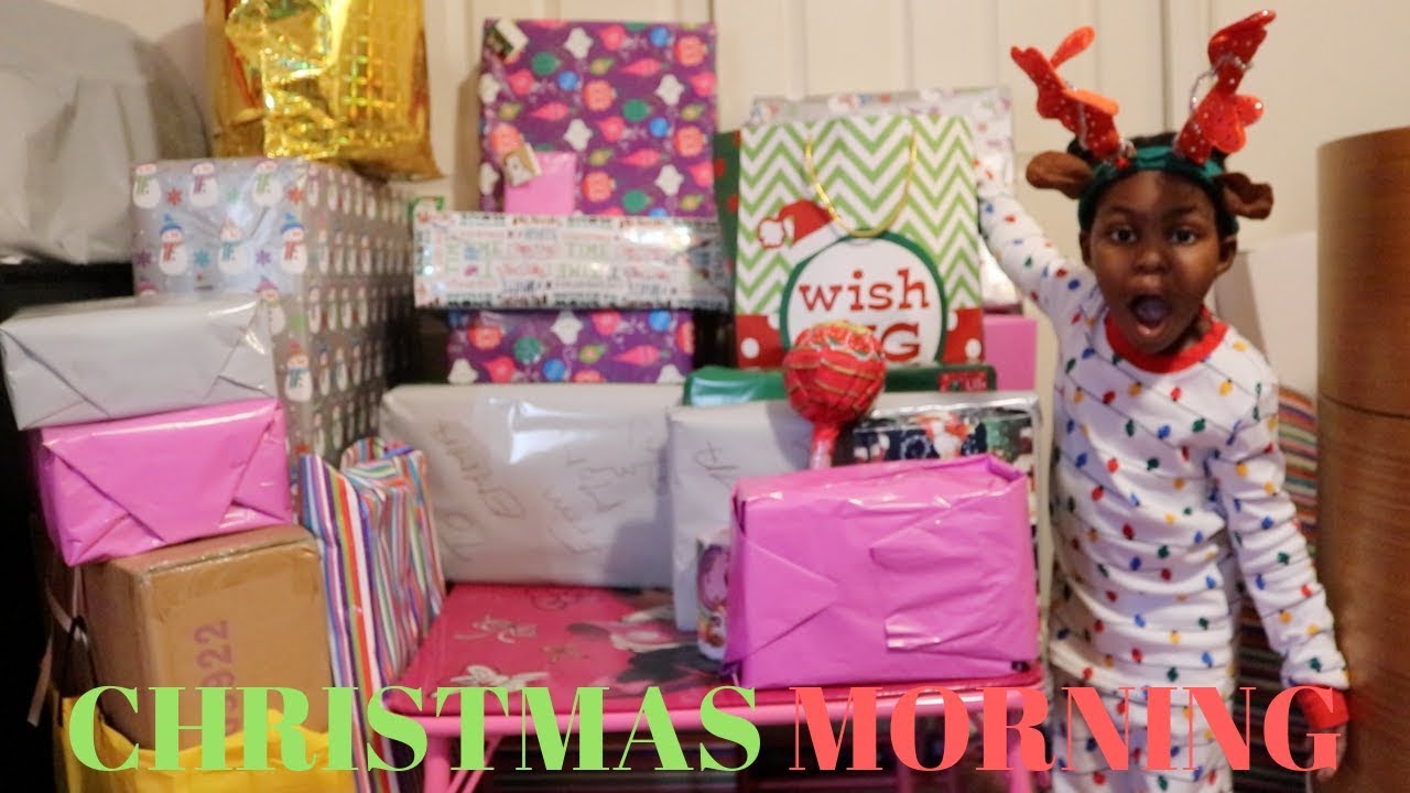 OPENING GIFTS CHRISTMAS MORNING | OPENING PRESENTS - YouTube
