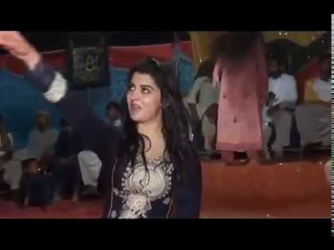 Cute Multani Girl Wedding Dance - YouTube