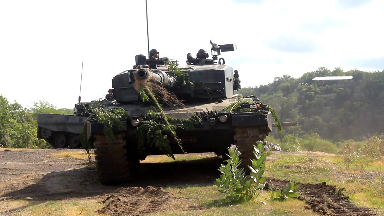 FULL, INILAH PENAMPAKAN ALUTSISTA TANK LEOPARD MILIK TNI‼️ - YouTube