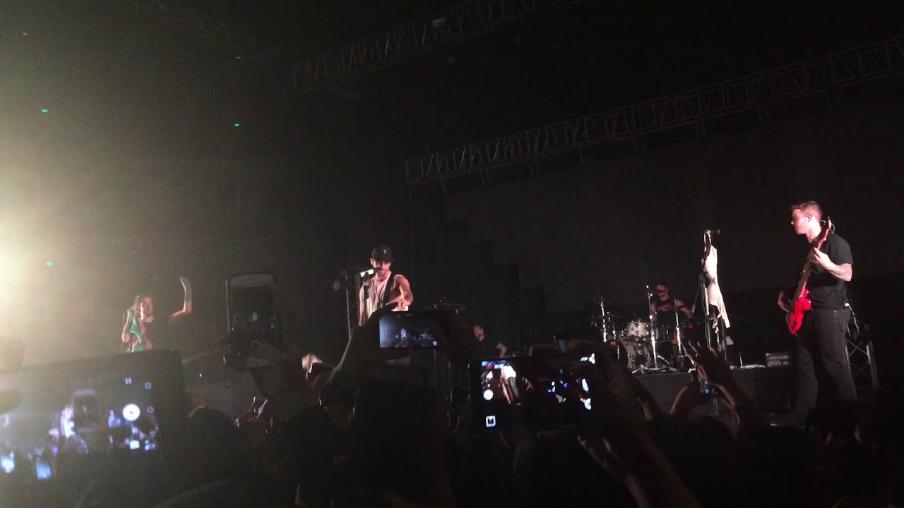All Time Low (Live in Manila 2017) - YouTube