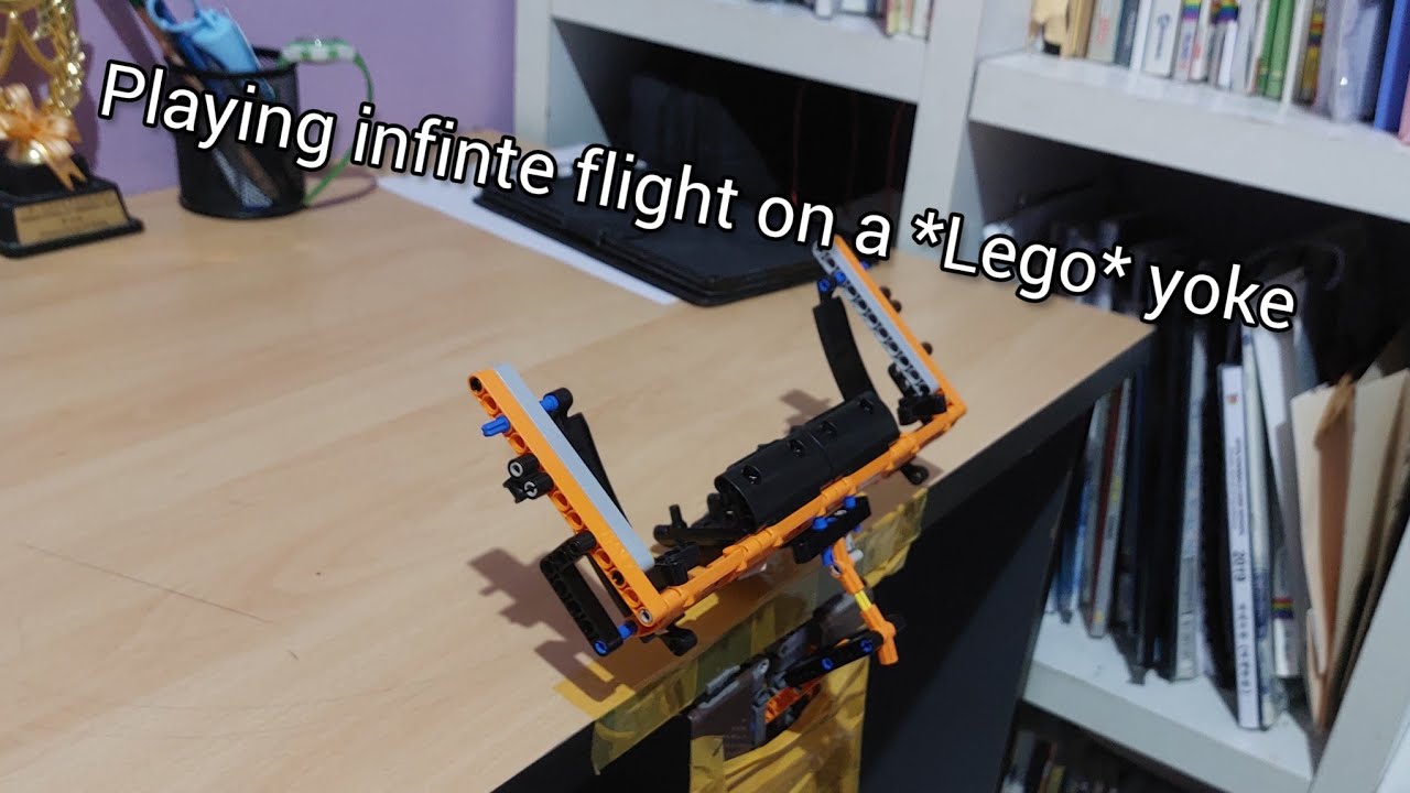 Playing infinte flight in my lego yoke - YouTube