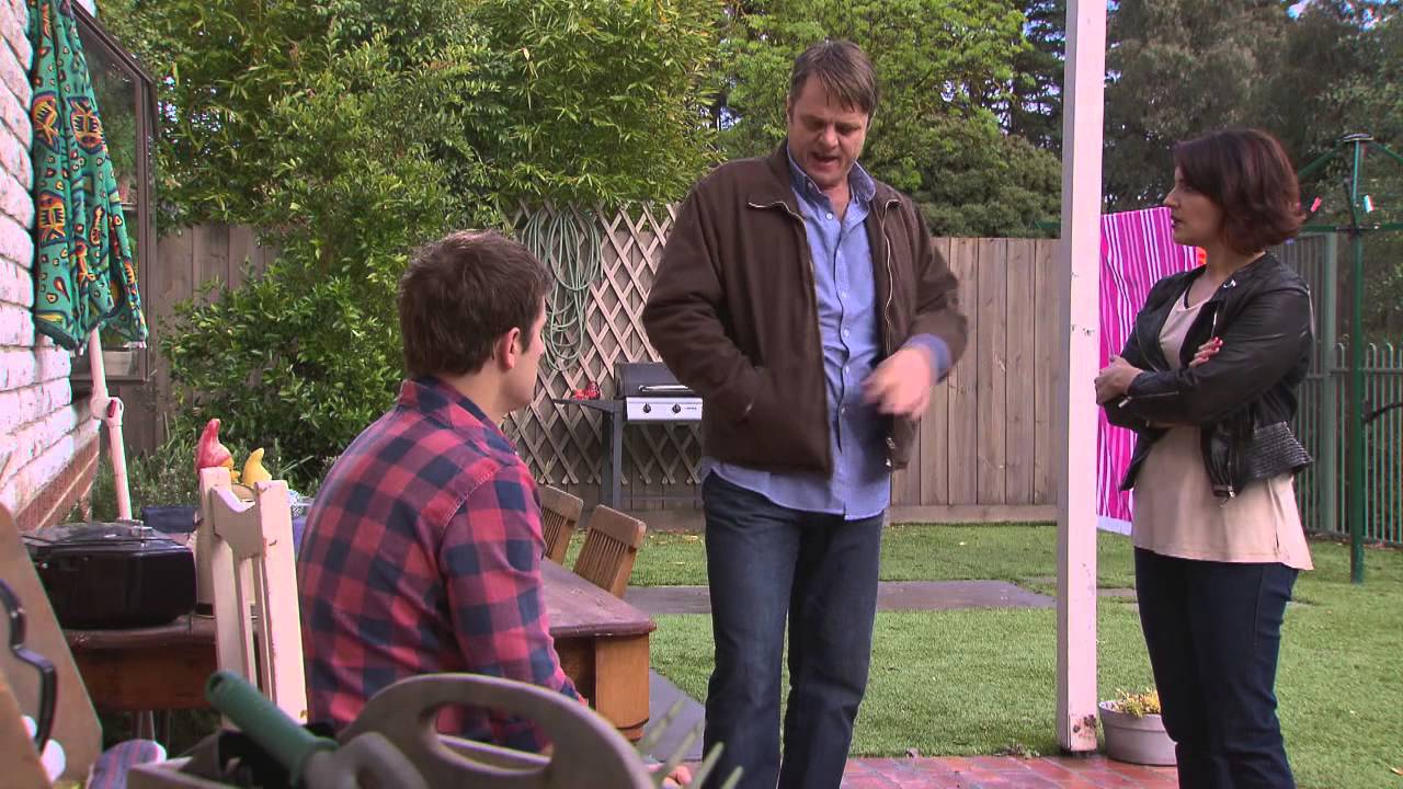 Neighbours: Wednesday 21 January - Clip - YouTube
