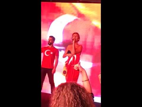 Tuğba Özay Pes Etme Türkiyeeee....Ne Mutlu Türküm Diyene.