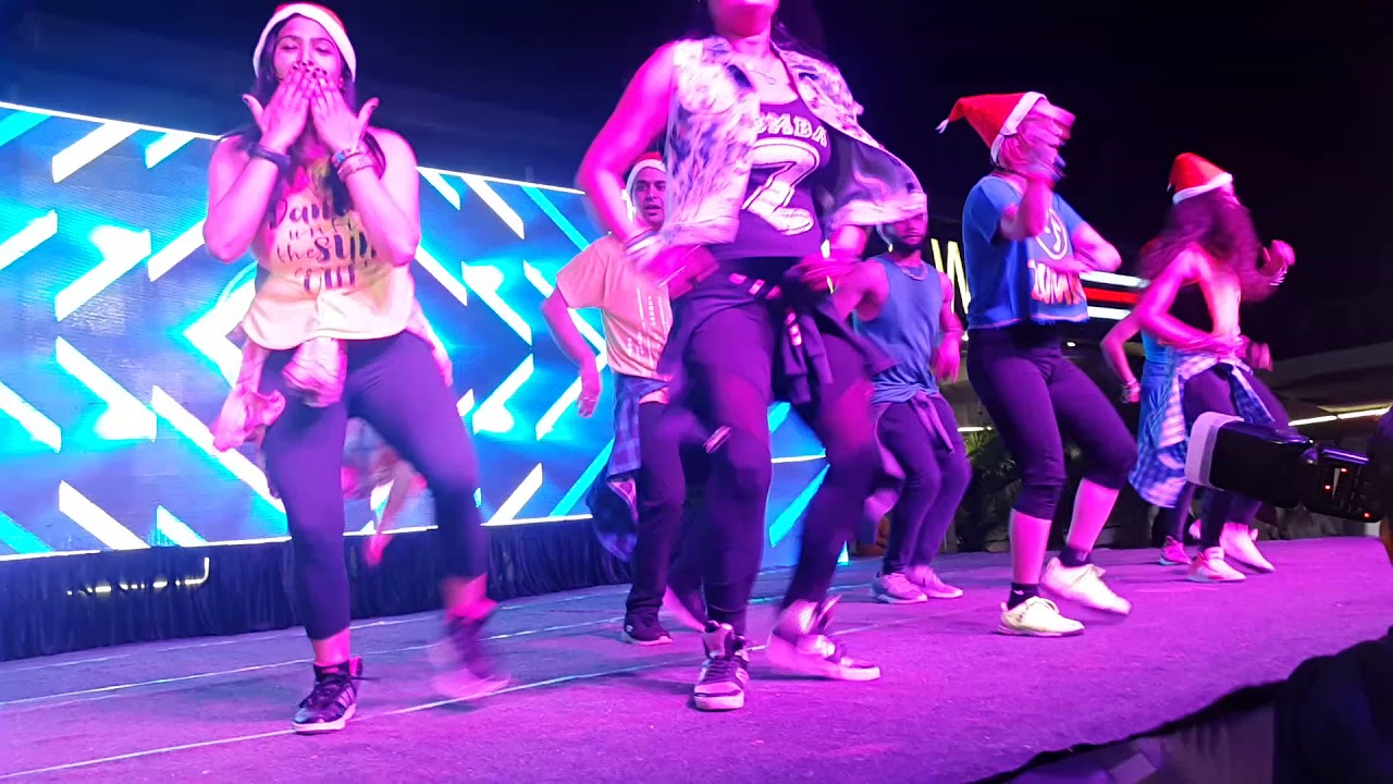 Last Christmas | Zumba Fitness | Zumba Night - YouTube