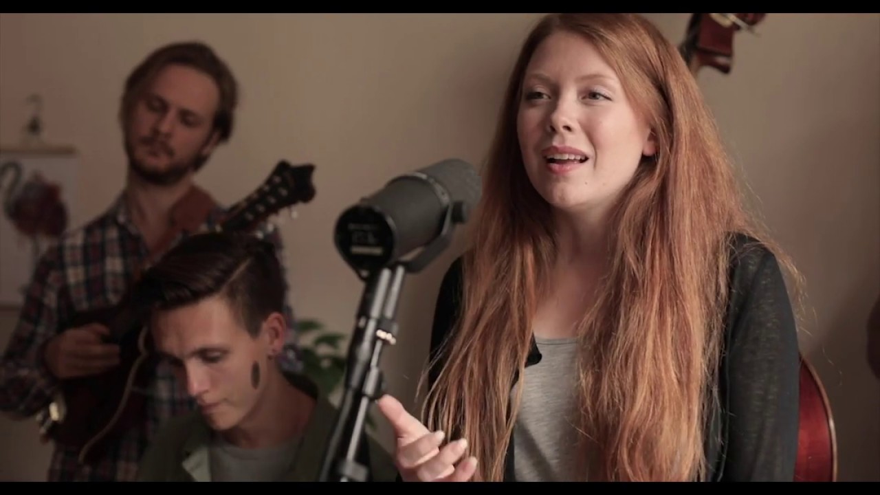 Carolina In The Pines - Sofia & The Steel String Pickers - YouTube