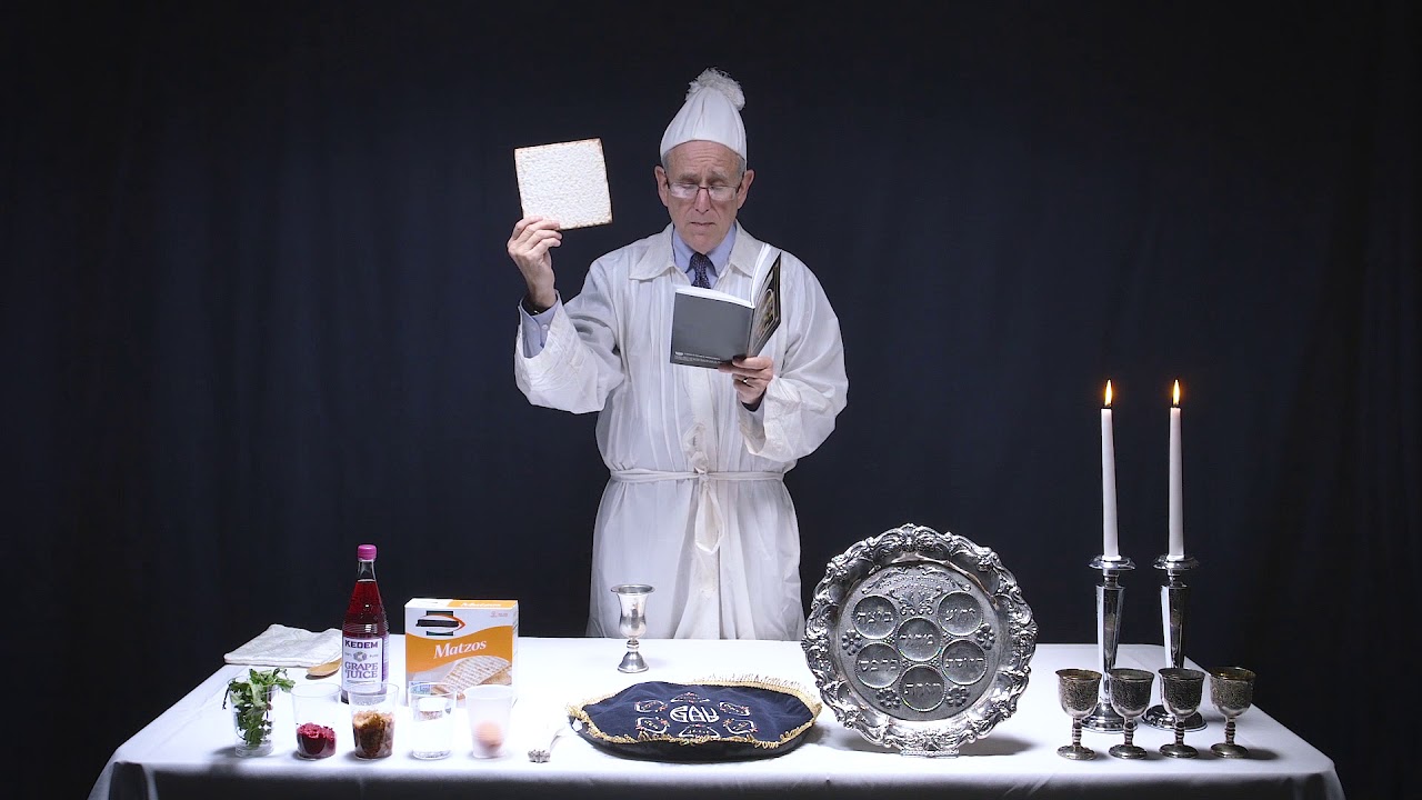 Messiah in the Passover - Motzi, Matzah - YouTube