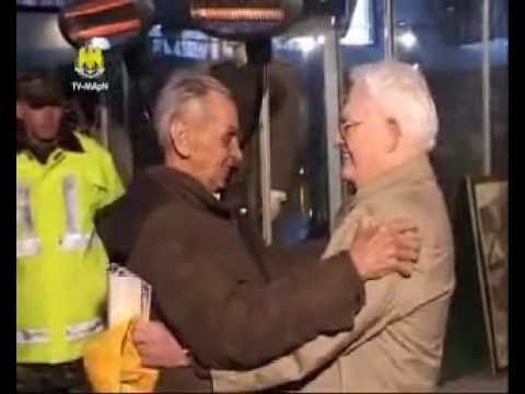 Two former enemies of World War 2, meet after 60 years - YouTube