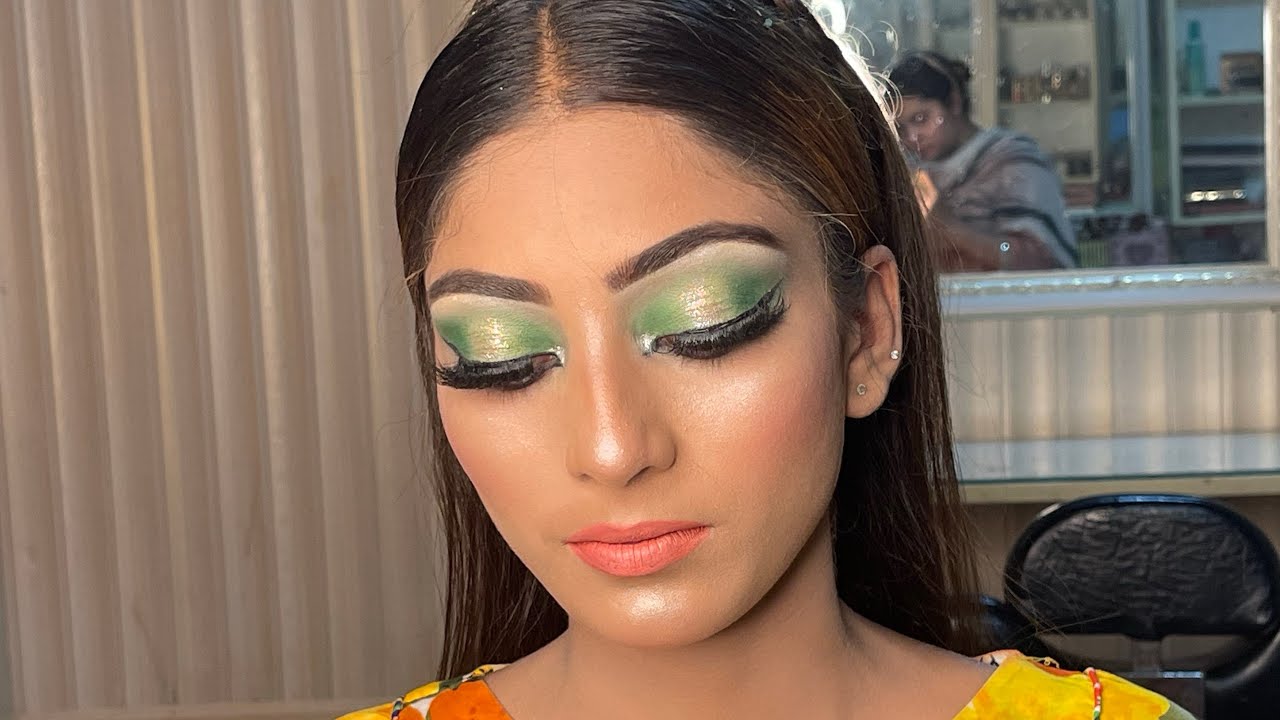 Makeup for outdoor shoot || BUSHRA BEAUTY SALON - YouTube