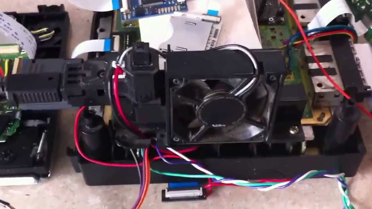 GameCube MEGAdrive with Wii DVD drive - YouTube