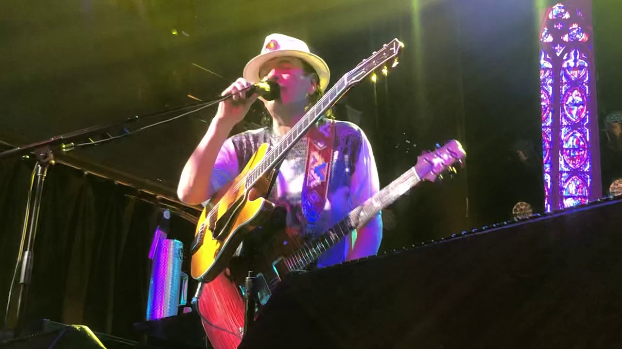 Carlos Santana Live from the House of Blues in Las Vegas - YouTube