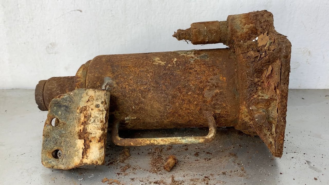 Restoration Rusty Old Hydraulic Jack // Restore 80 Years Old Hydraulic ...