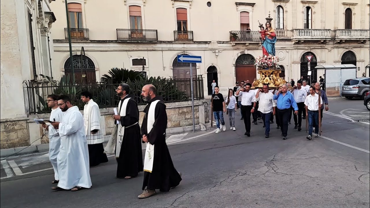 Processione della Madonna della Grazia 2022 - YouTube