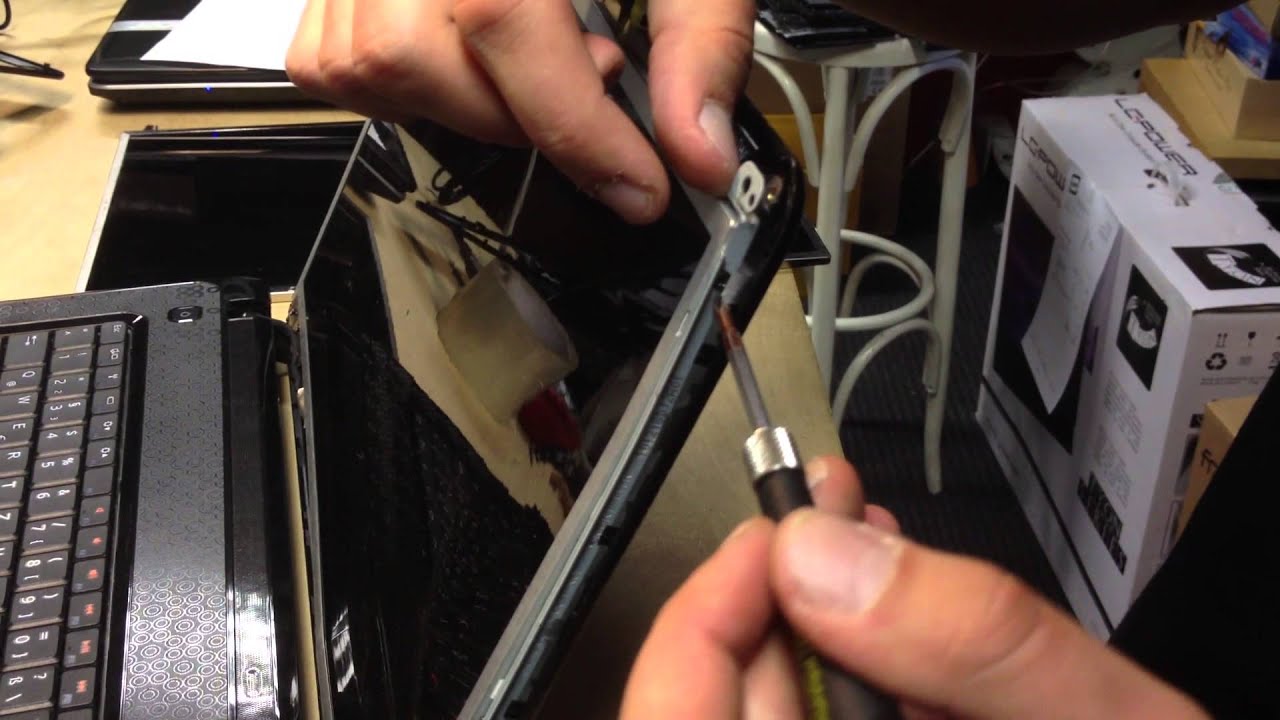 Display Tausch - YouTube