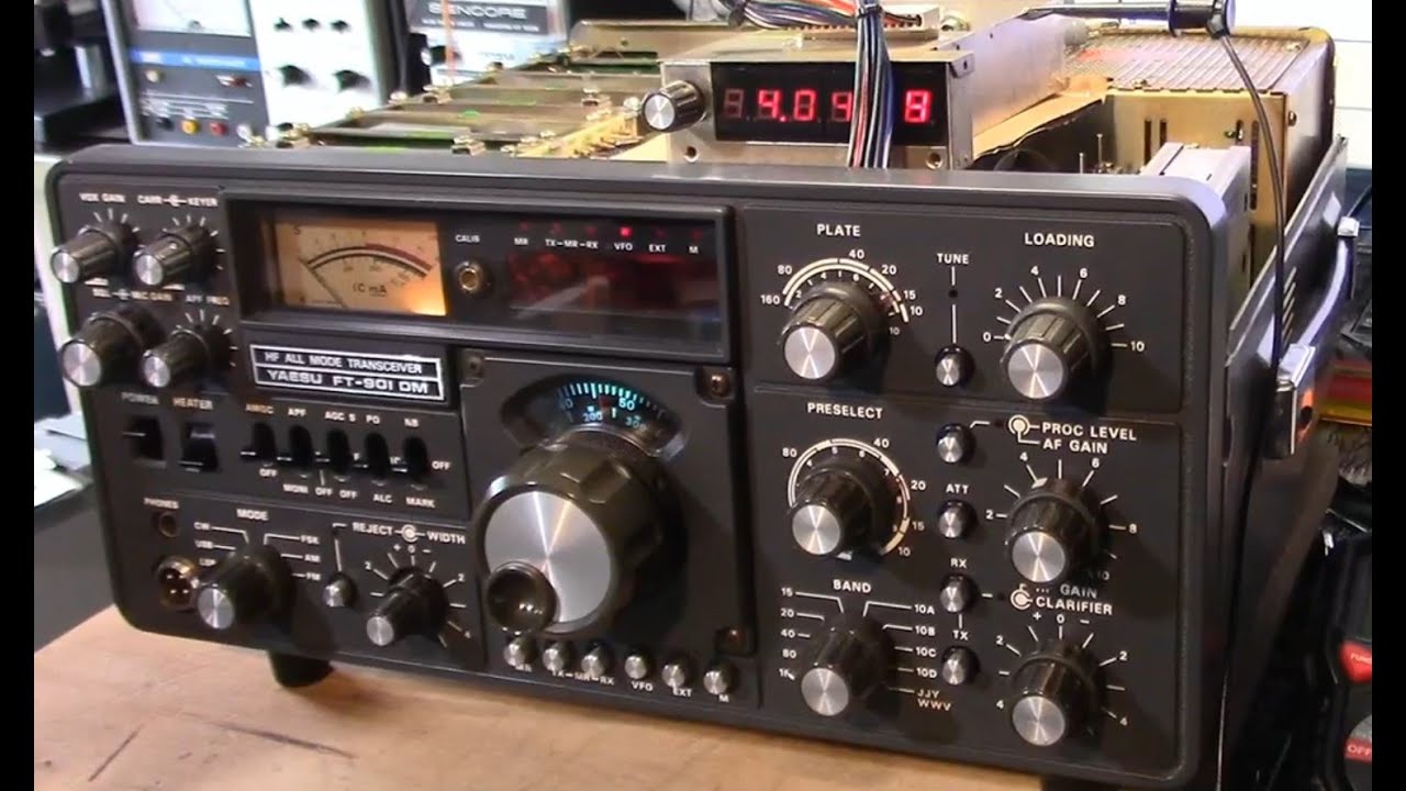 Yaesu FT 901DM counter 720p - YouTube