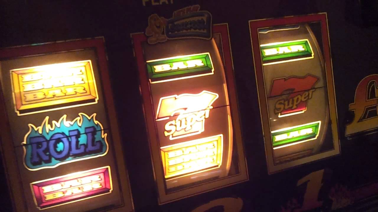 red hot roll fruit machine vid for ebay - YouTube