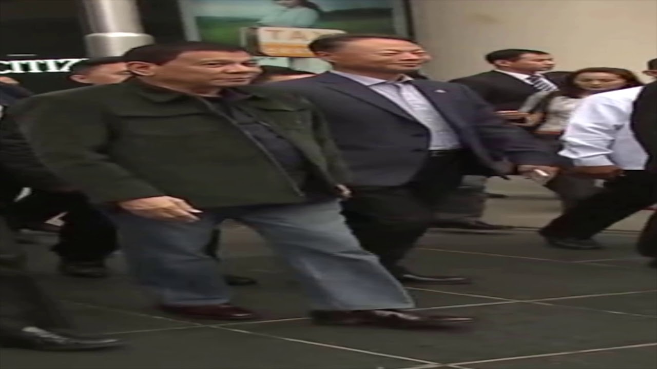 Wide Duterte Walking - YouTube