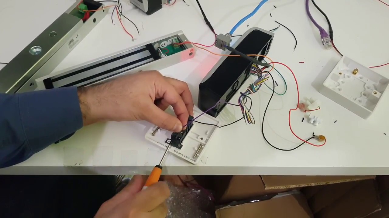 Connecting Suprema BEW Gen 1 Relay & RTE to a MAGLock - YouTube