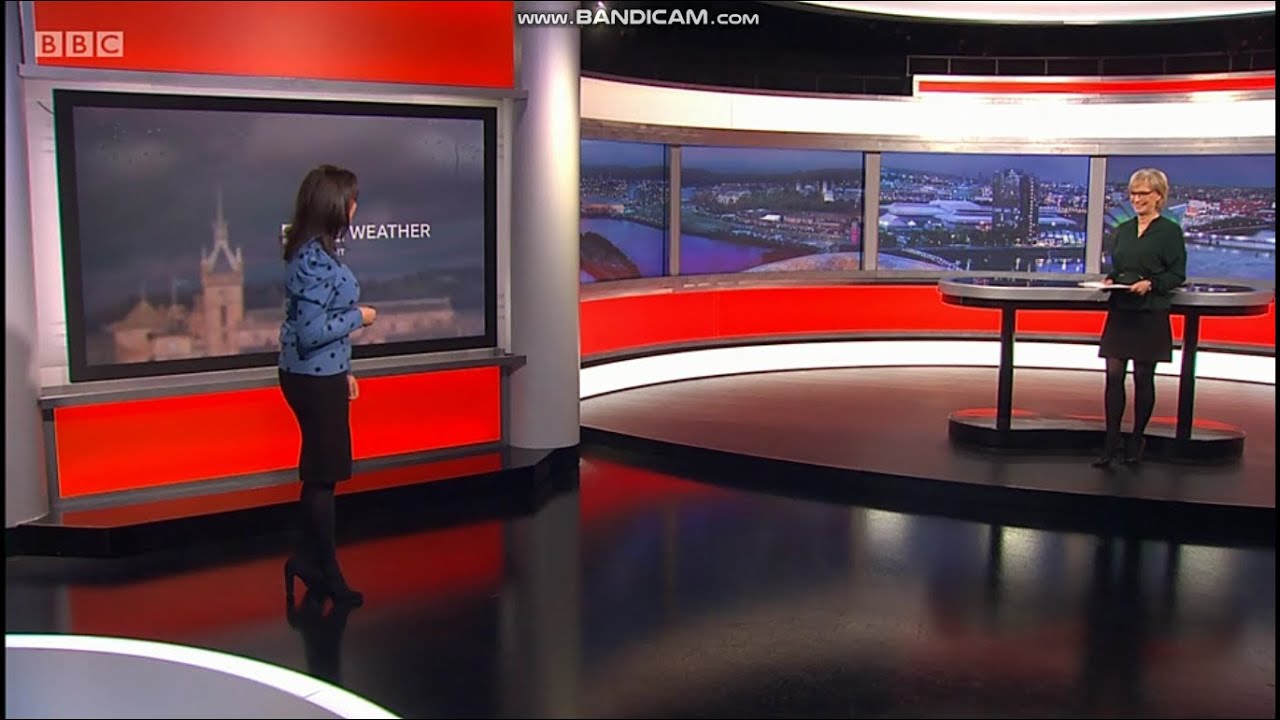 Gillian Smart - Black Tights - 25/3/21 - YouTube